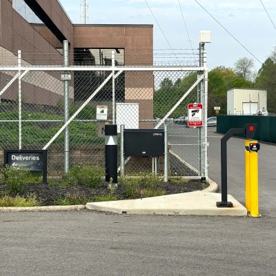 Nice HySecurity SlideSmart HD30 Commercial Slide Gate Opener With ...